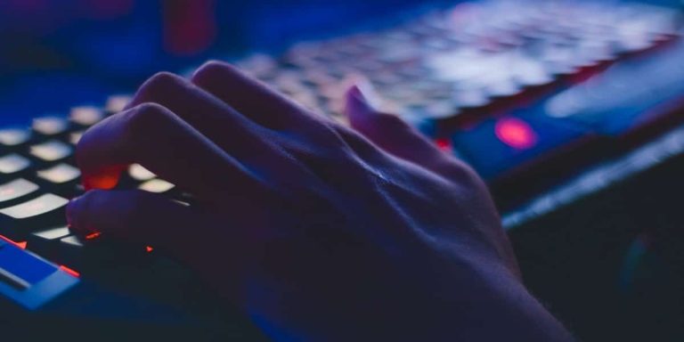 The Fastest Typer in the World - Mech Keybs