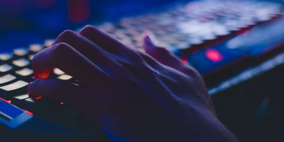 The Fastest Typer in the World - Mech Keybs